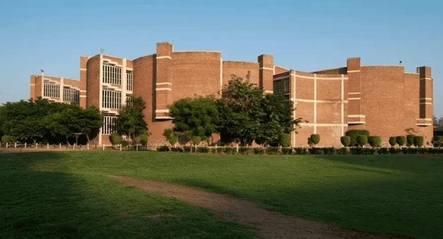AJAY KUMAR GARG ENGINEERING COLLEGE